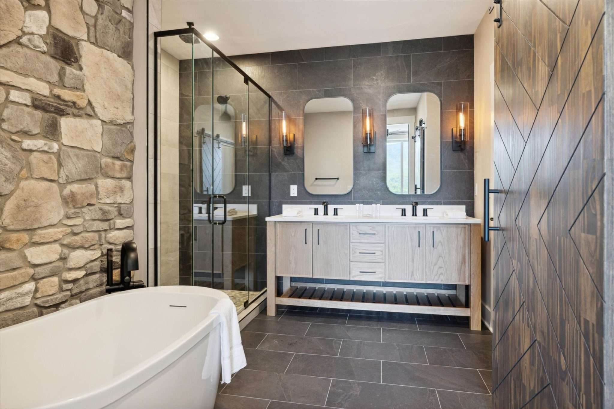 2 Bedroom Condos – The Highlands Luxury Vacation Rentals